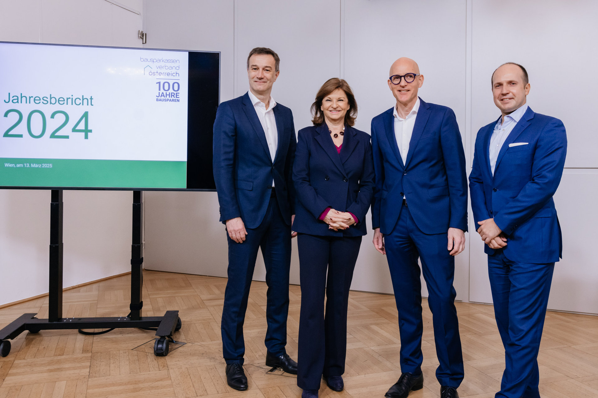Wüstenrot erzielte im Geschäftsjahr 2024 deutliches Plus beim Konzern-EGT